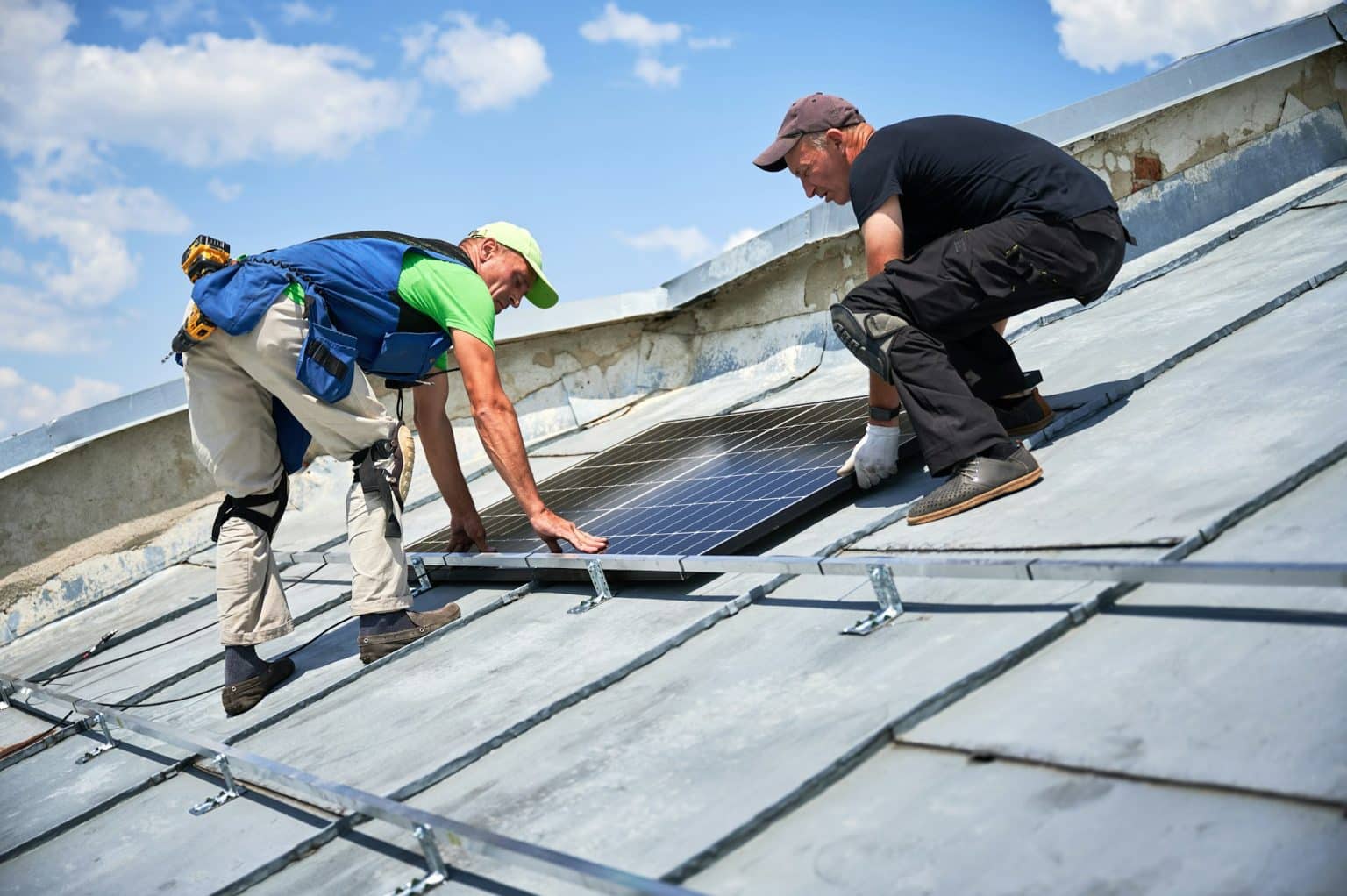 What Is An On Grid Solar System (2025)